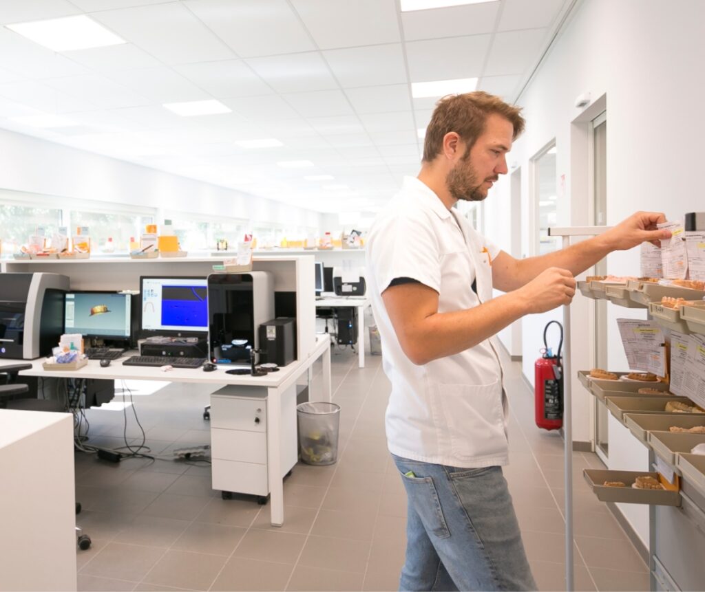 Info - Dental Labo Vanderbeken